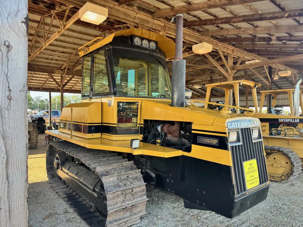 Cat AG6 and AG4 @ Missouri River Valley Steam Eng Show This Week ...