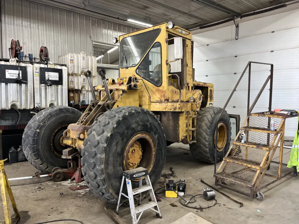 1979 Cat 950 Restoration | Forum - ACMOC