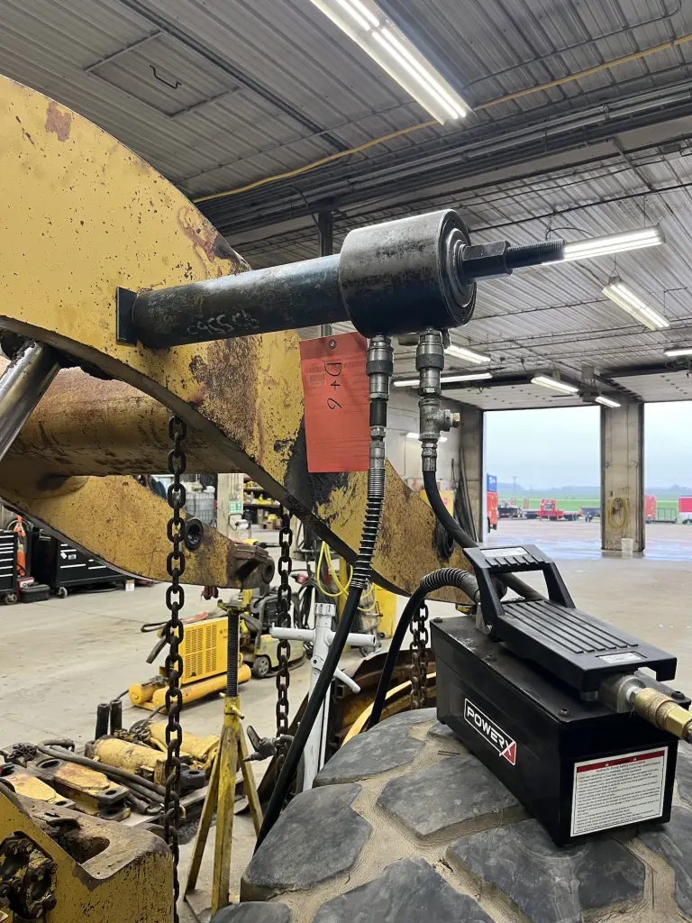 1979 Cat 950 Restoration | Forum - ACMOC