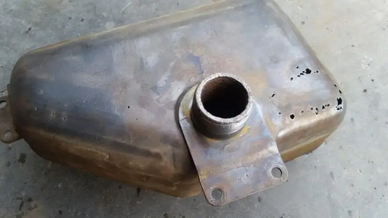 Repairing and reconditioning a pony motor fuel tank with electrolysis ...